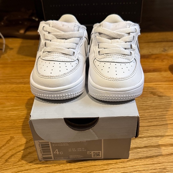 Nike | Shoes | Nike Air Force Easy On | Poshmark